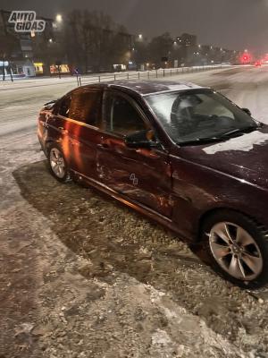 Sarkans BMW 318 2009 Alīta, ar dzinēja tilpumu 2.00 L un nobraukumu 260 tūkst. km par 1700 €, foto 3 vietnē AUTOMOTO.COM.LV