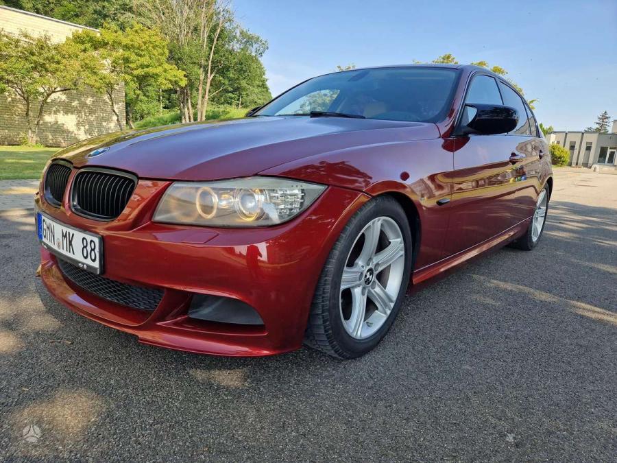 Sarkans BMW 318 2011 Kauņa, ar dzinēja tilpumu 2.00 L un nobraukumu 317 tūkst. km par 5250 €, foto 4 vietnē AUTOMOTO.COM.LV