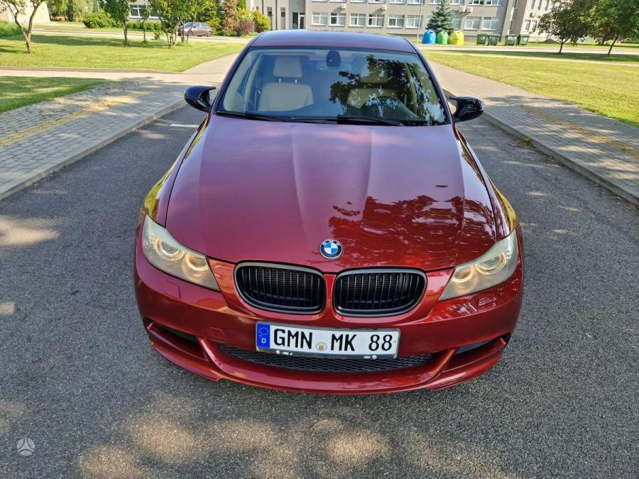 Sarkans BMW 318 2011 Kauņa, ar dzinēja tilpumu 2.00 L un nobraukumu 317 tūkst. km par 5250 €, foto 7 vietnē AUTOMOTO.COM.LV