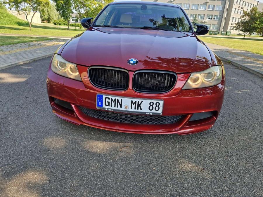 Sarkans BMW 318 2011 Kauņa, ar dzinēja tilpumu 2.00 L un nobraukumu 317 tūkst. km par 5250 €, foto 8 vietnē AUTOMOTO.COM.LV