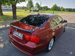 Sarkans BMW 318 2011 Kauņa, ar dzinēja tilpumu 2.00 L un nobraukumu 317 tūkst. km par 5250 €, foto 17 vietnē AUTOMOTO.COM.LV