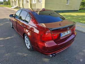 Sarkans BMW 318 2011 Kauņa, ar dzinēja tilpumu 2.00 L un nobraukumu 317 tūkst. km par 5250 €, foto 20 vietnē AUTOMOTO.COM.LV