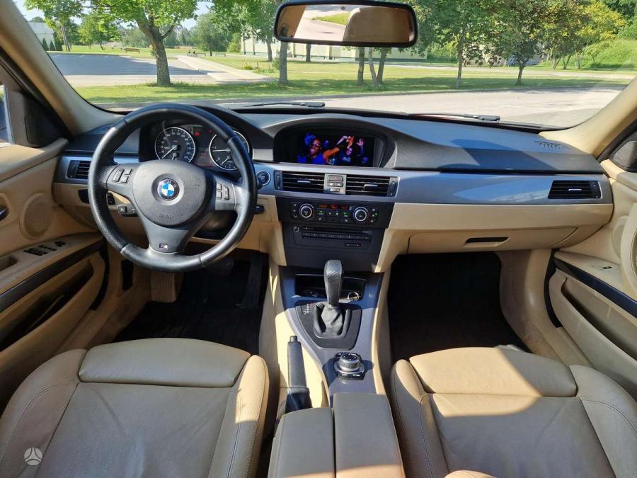 Sarkans BMW 318 2011 Kauņa, ar dzinēja tilpumu 2.00 L un nobraukumu 317 tūkst. km par 5250 €, foto 25 vietnē AUTOMOTO.COM.LV