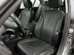 Red BMW 318 2014 in Kaunas, with an engine capacity of 2.00 L and mileage of 234 thousand km for 9550 €, photo 18 on AUTOMOTO.COM.LV