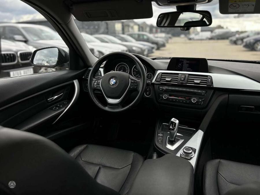 Red BMW 318 2014 in Kaunas, with an engine capacity of 2.00 L and mileage of 234 thousand km for 9550 €, photo 28 on AUTOMOTO.COM.LV