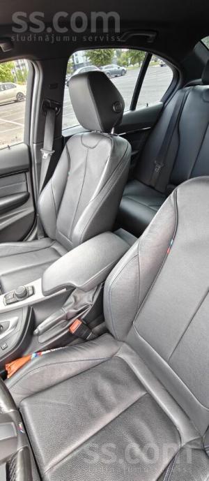 Sarkans BMW 318 2018 Rīga, ar dzinēja tilpumu 2.00 L un nobraukumu 114 tūkst. km par 14300 €, foto 11 vietnē AUTOMOTO.COM.LV