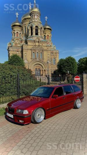 Sarkans BMW 318 1997 Liepāja, ar dzinēja tilpumu 1.80 L un nobraukumu 323 tūkst. km par 4300 €, foto 5 vietnē AUTOMOTO.COM.LV
