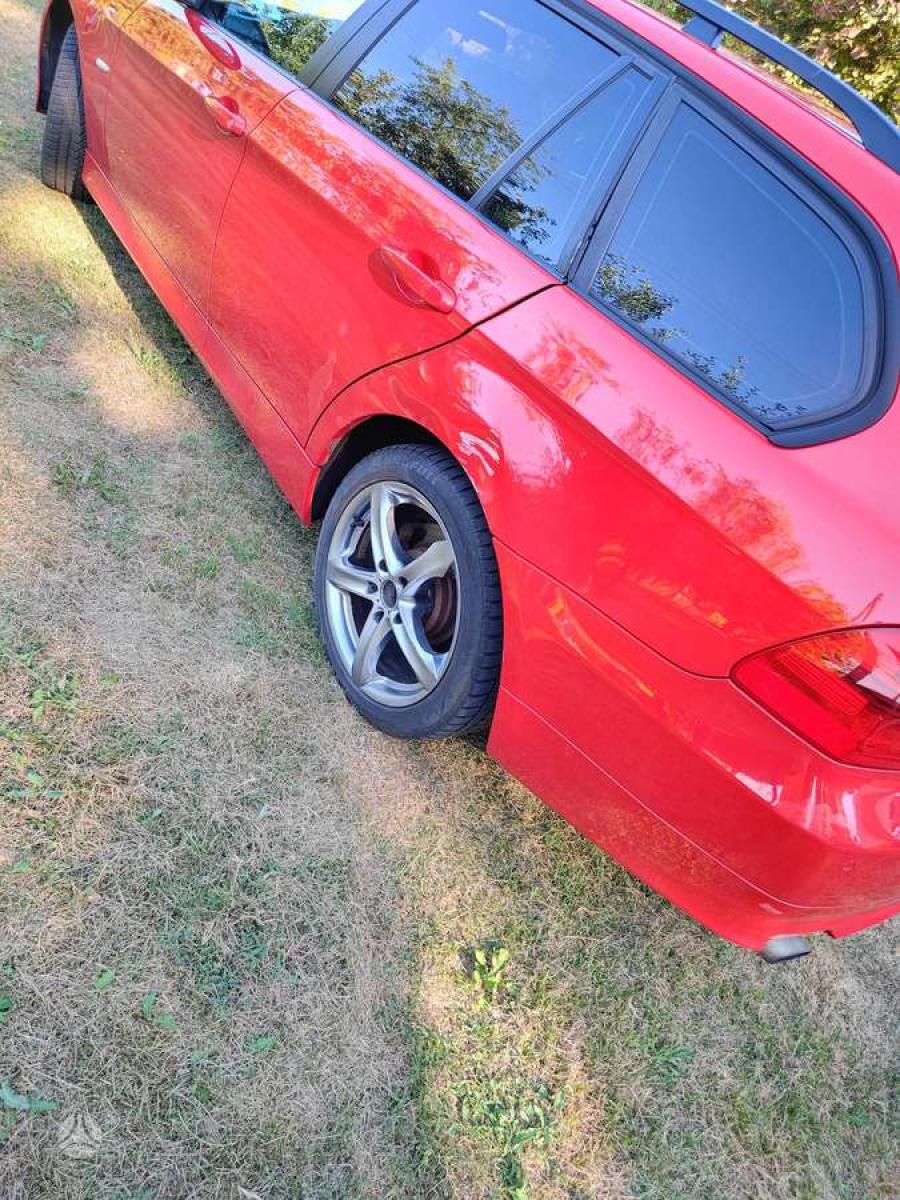 Sarkans BMW 318 2006 Vilkaviškis, ar dzinēja tilpumu 2.00 L un nobraukumu 372 tūkst. km par 1999 €, foto 11 vietnē AUTOMOTO.COM.LV