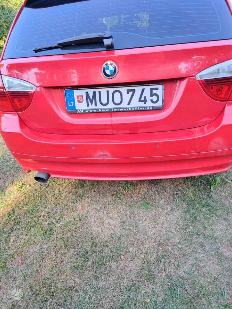 Sarkans BMW 318 2006 Vilkaviškis, ar dzinēja tilpumu 2.00 L un nobraukumu 372 tūkst. km par 1999 €, foto 12 vietnē AUTOMOTO.COM.LV