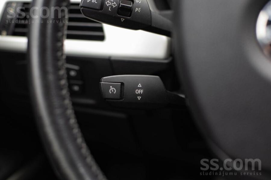 Sarkans BMW 318 2007 Rīga, ar dzinēja tilpumu 2.00 L un nobraukumu 168 tūkst. km par 4890 €, foto 18 vietnē AUTOMOTO.COM.LV