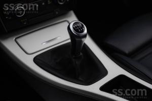 Sarkans BMW 318 2007 Rīga, ar dzinēja tilpumu 2.00 L un nobraukumu 168 tūkst. km par 4890 €, foto 21 vietnē AUTOMOTO.COM.LV