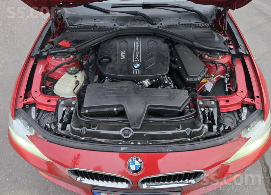 Red BMW 318 2015 in Riga, with an engine capacity of 2.00 L and mileage of 246 thousand km for 8200 €, photo 12 on AUTOMOTO.COM.LV