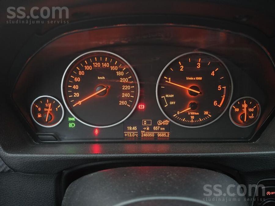 Red BMW 318 2015 in Riga, with an engine capacity of 2.00 L and mileage of 246 thousand km for 8200 €, photo 21 on AUTOMOTO.COM.LV