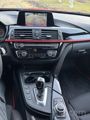 Red BMW 318 2018 in Riga, with an engine capacity of 1.50 L and mileage of 130 thousand km for 13700 €, photo 9 on AUTOMOTO.COM.LV