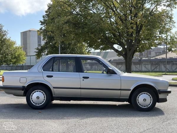 BMW 318 1985 Klaipėda, ar dzinēja tilpumu 1.80 L un nobraukumu 90 tūkst. km par 7300 €, foto 6 vietnē AUTOMOTO.COM.LV
