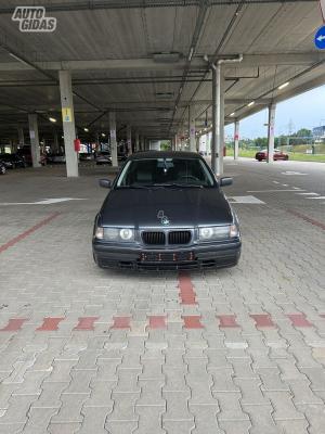 BMW 318 1997 Viļņa, ar dzinēja tilpumu 1.80 L un nobraukumu 355 tūkst. km par 4100 €, foto  vietnē AUTOMOTO.COM.LV