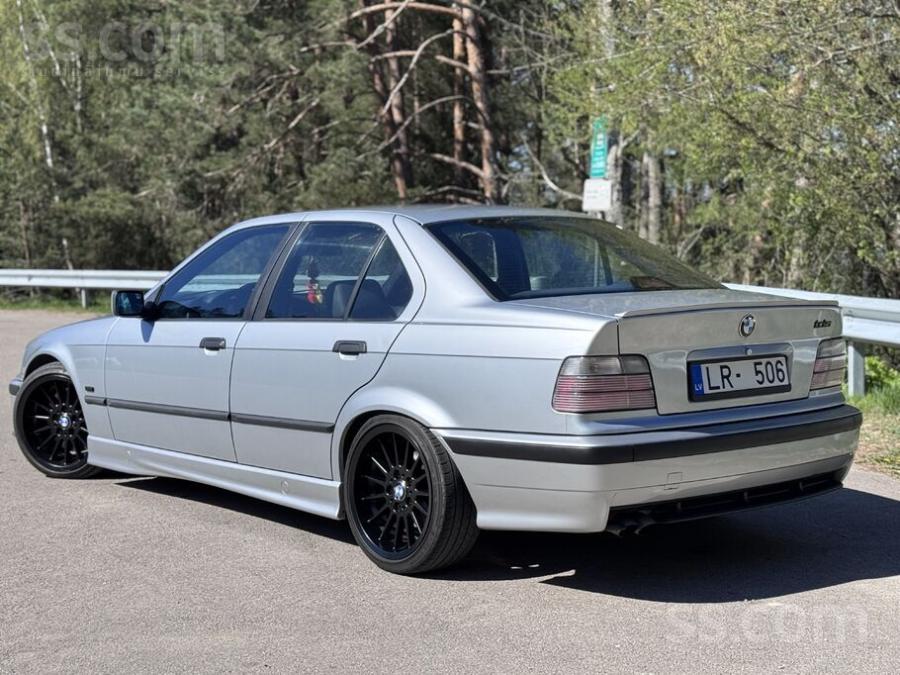 BMW 318 1998 Kuldīga, ar dzinēja tilpumu 3.00 L un nobraukumu 364 tūkst. km par 7000 €, foto 5 vietnē AUTOMOTO.COM.LV