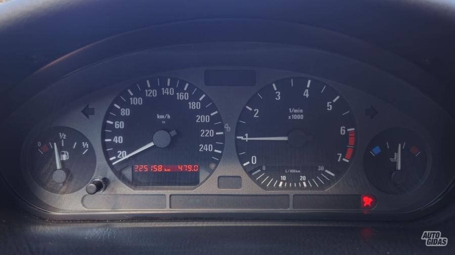 БМВ 318 1998 в Каунас, объемом двигателя 1.80 л и пробегом 225 тыс. км за 3500 €, фото 17 на AUTOMOTO.COM.LV