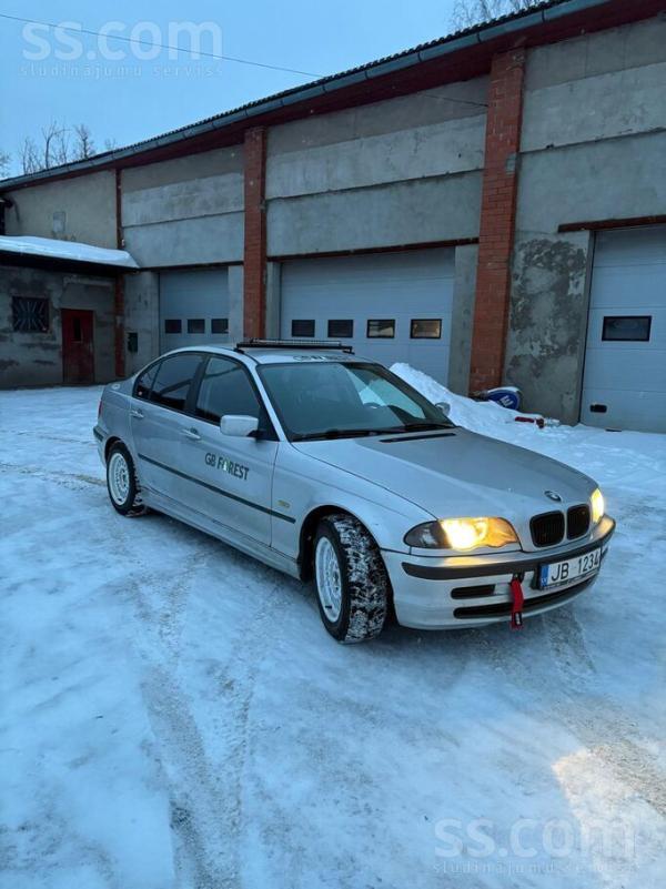 BMW 318 1999 Limbaži, ar dzinēja tilpumu 1.80 L un nobraukumu 288 tūkst. km par 1900 €, foto 1 vietnē AUTOMOTO.COM.LV