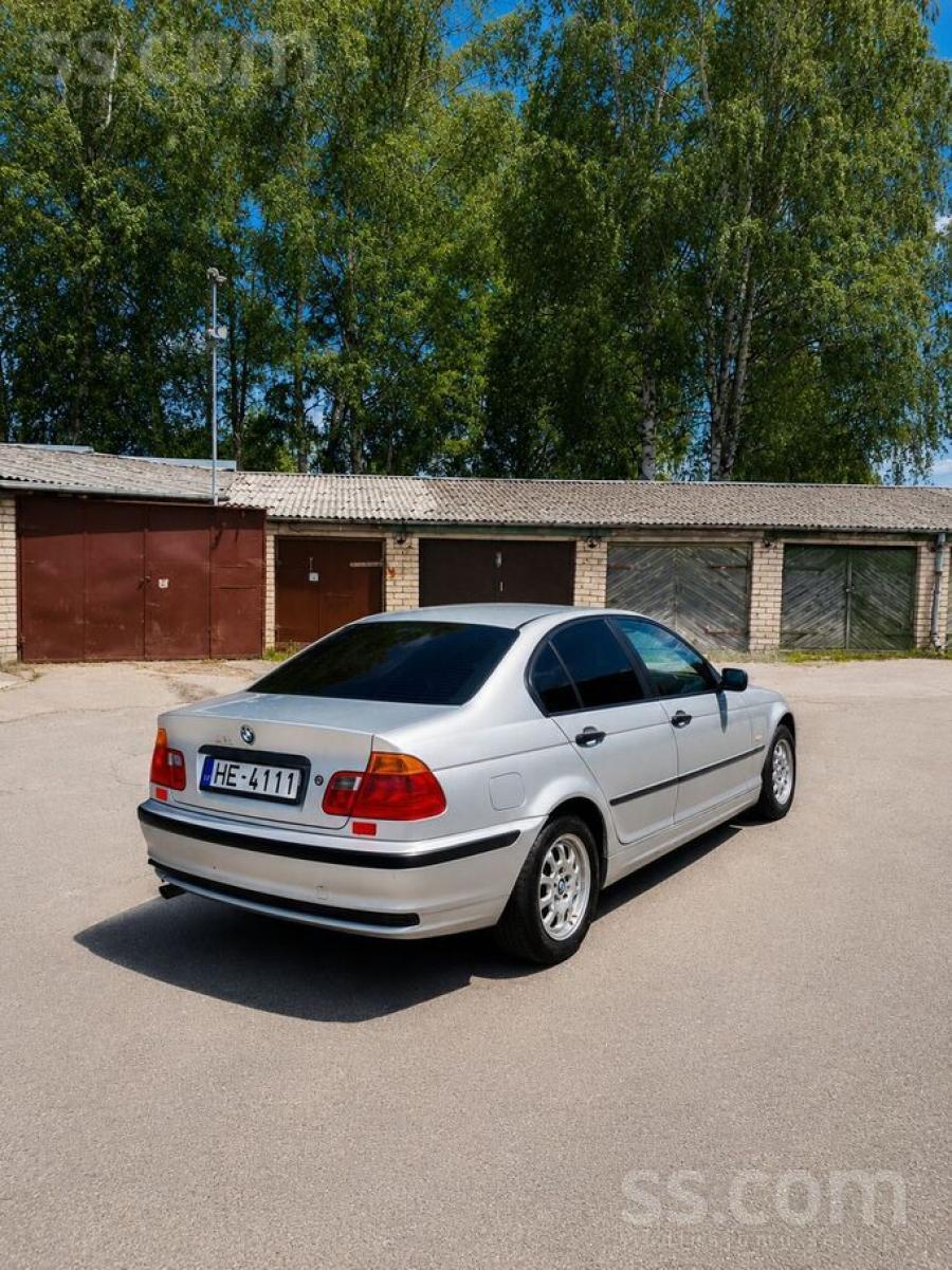 BMW 318 2000 Rīga, ar dzinēja tilpumu 1.80 L un nobraukumu 271 tūkst. km par 1400 €, foto 5 vietnē AUTOMOTO.COM.LV