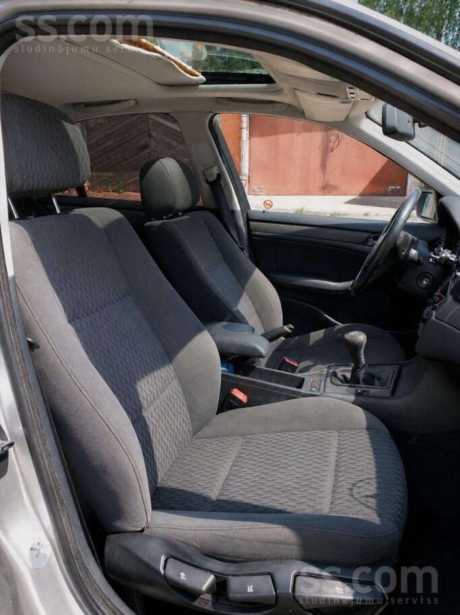 BMW 318 2000 Rīga, ar dzinēja tilpumu 1.80 L un nobraukumu 271 tūkst. km par 1400 €, foto 6 vietnē AUTOMOTO.COM.LV