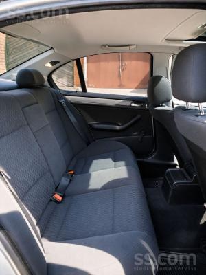 BMW 318 2000 Rīga, ar dzinēja tilpumu 1.80 L un nobraukumu 271 tūkst. km par 1400 €, foto 7 vietnē AUTOMOTO.COM.LV