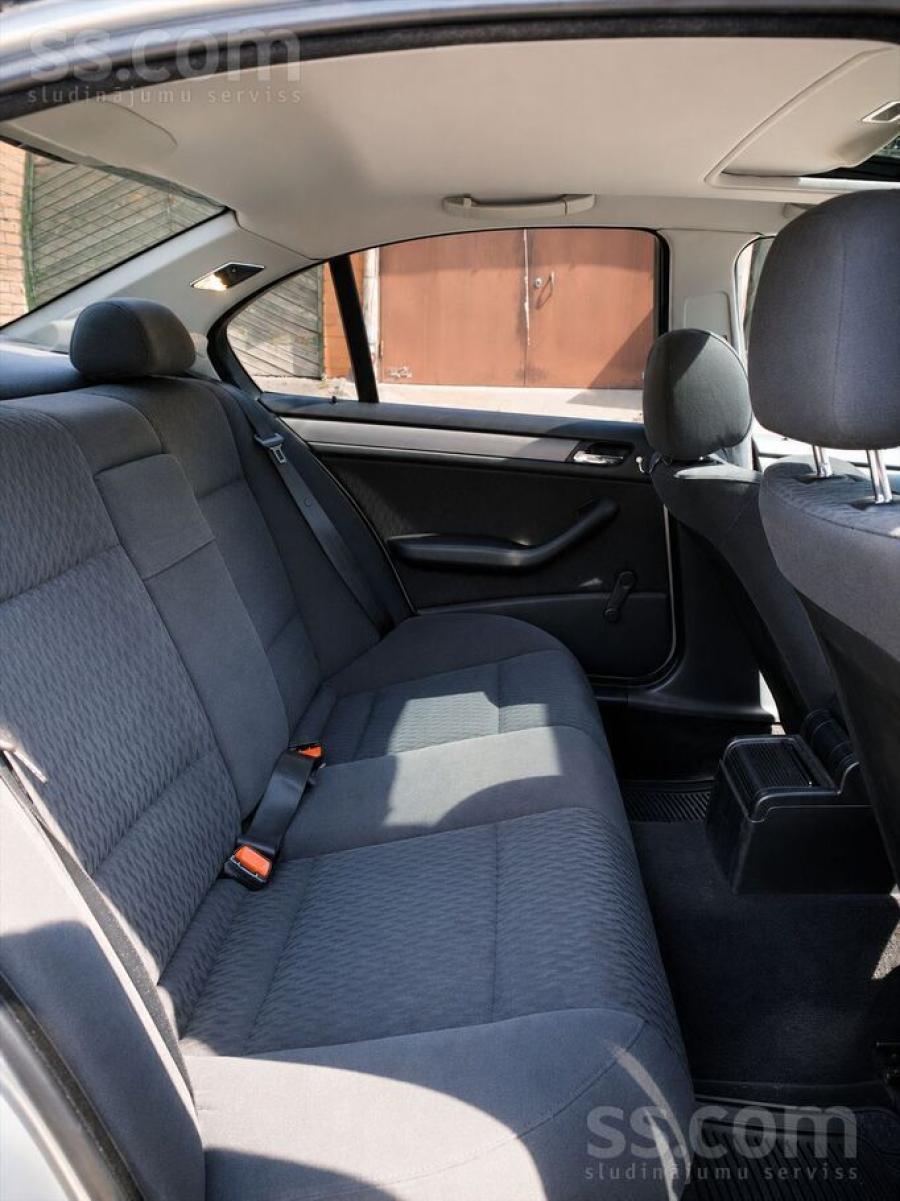 BMW 318 2000 Rīga, ar dzinēja tilpumu 1.80 L un nobraukumu 271 tūkst. km par 1400 €, foto 7 vietnē AUTOMOTO.COM.LV