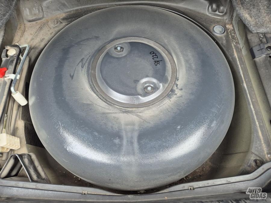 БМВ 318 2003 в Шяуляй, объемом двигателя 2.00 л и пробегом 234 тыс. км за 1500 €, фото 10 на AUTOMOTO.COM.LV