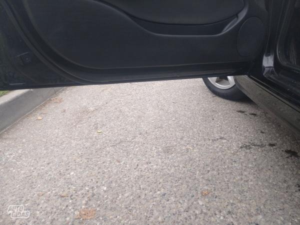BMW 318 2004 in Vilnius, with an engine capacity of 2.00 L and mileage of 243 thousand km for 2000 €, photo 7 on AUTOMOTO.COM.LV