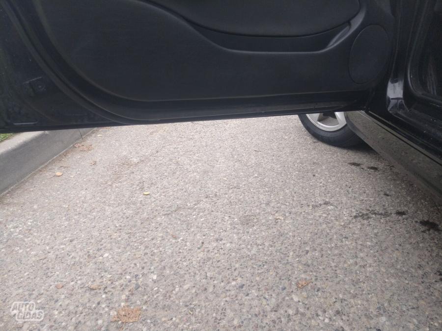 BMW 318 2004 Viļņa, ar dzinēja tilpumu 2.00 L un nobraukumu 243 tūkst. km par 2000 €, foto 7 vietnē AUTOMOTO.COM.LV