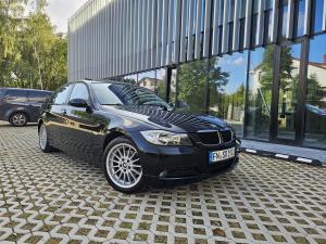 BMW 318 2005 Kauņa, ar dzinēja tilpumu 2.00 L un nobraukumu 256 tūkst. km par 2799 €, foto  vietnē AUTOMOTO.COM.LV