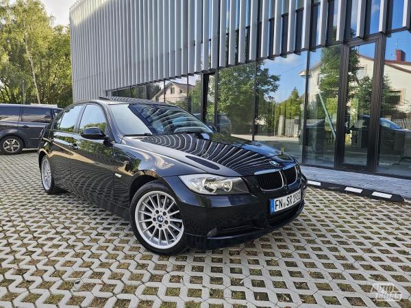 BMW 318 2005 in Kaunas, with an engine capacity of 2.00 L and mileage of 256 thousand km for 2799 €, photo 4 on AUTOMOTO.COM.LV