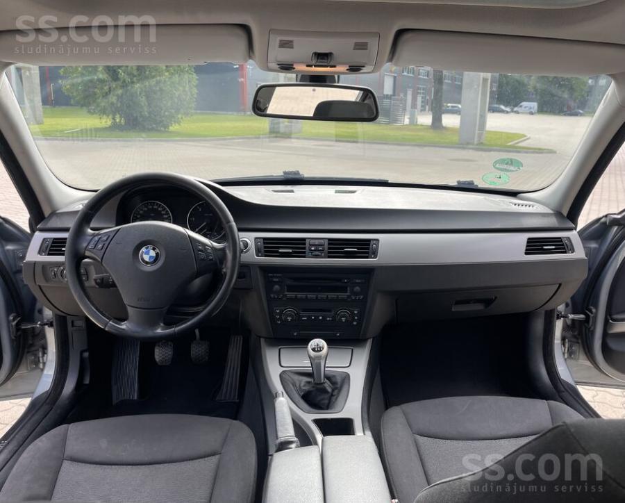 BMW 318 2006 Rīga, ar dzinēja tilpumu 1.80 L un nobraukumu 275 tūkst. km par 3600 €, foto 15 vietnē AUTOMOTO.COM.LV