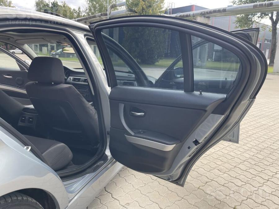 BMW 318 2006 Rīga, ar dzinēja tilpumu 1.80 L un nobraukumu 275 tūkst. km par 3600 €, foto 16 vietnē AUTOMOTO.COM.LV