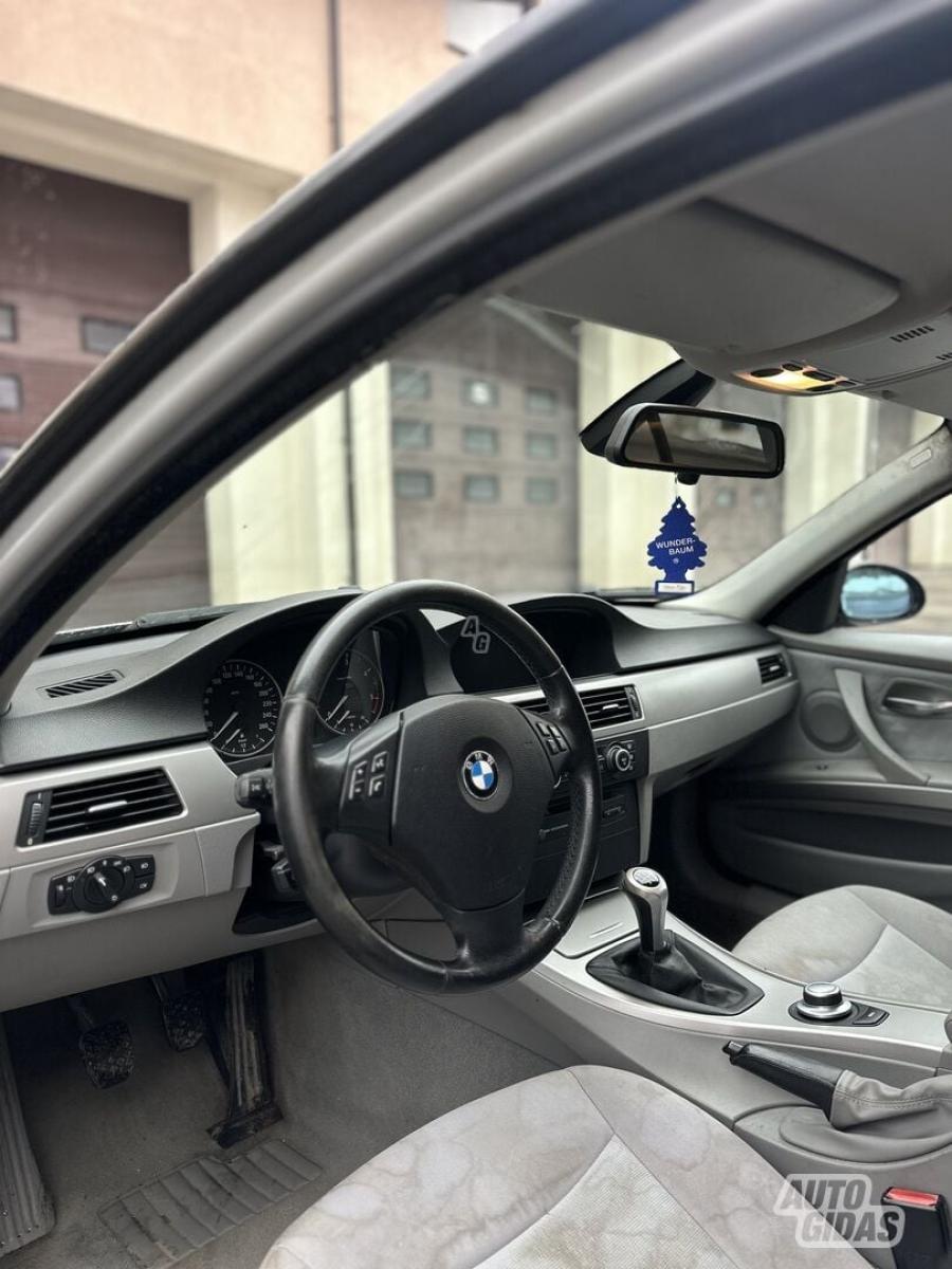 BMW 318 2006 Klaipėda, ar dzinēja tilpumu 1.80 L un nobraukumu 310 tūkst. km par 2350 €, foto 9 vietnē AUTOMOTO.COM.LV