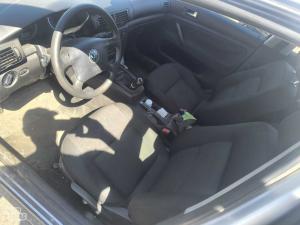 BMW 318 2006 in Kaunas, with an engine capacity of 2.00 L and mileage of 328 thousand km for 1590 €, photo 13 on AUTOMOTO.COM.LV