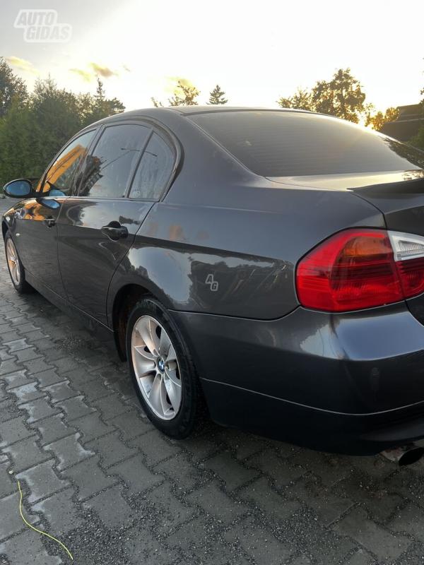 BMW 318 2006 in Kaunas, with an engine capacity of 2.00 L and mileage of 206 thousand km for 1300 €, photo 4 on AUTOMOTO.COM.LV
