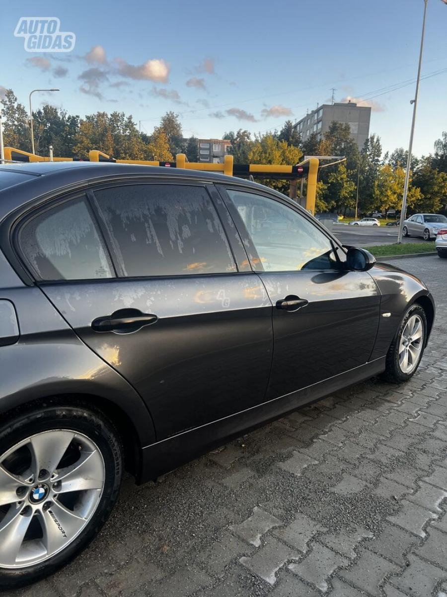 BMW 318 2006 in Kaunas, with an engine capacity of 2.00 L and mileage of 206 thousand km for 1300 €, photo 9 on AUTOMOTO.COM.LV