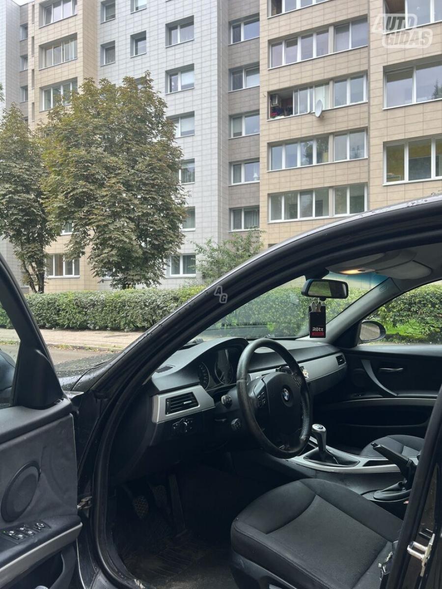 BMW 318 2006 in Kaunas, with an engine capacity of 2.00 L and mileage of 552 thousand km for 1650 €, photo 9 on AUTOMOTO.COM.LV
