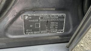 BMW 318 2007 in Vilnius, with an engine capacity of 2.00 L and mileage of 382 thousand km for 2100 €, photo 12 on AUTOMOTO.COM.LV