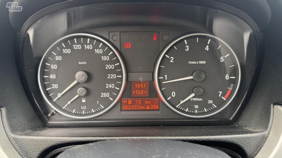 BMW 318 2007 in Vilnius, with an engine capacity of 2.00 L and mileage of 382 thousand km for 2100 €, photo 13 on AUTOMOTO.COM.LV