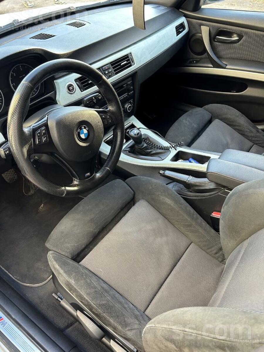 BMW 318 2007 Rīga, ar dzinēja tilpumu 2.00 L un nobraukumu 390 tūkst. km par 3650 €, foto 13 vietnē AUTOMOTO.COM.LV