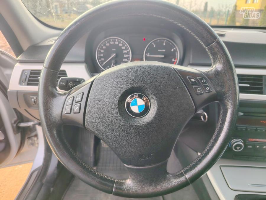 BMW 318 2008 Marijampole, ar dzinēja tilpumu 2.00 L un nobraukumu 230 tūkst. km par 1250 €, foto 15 vietnē AUTOMOTO.COM.LV