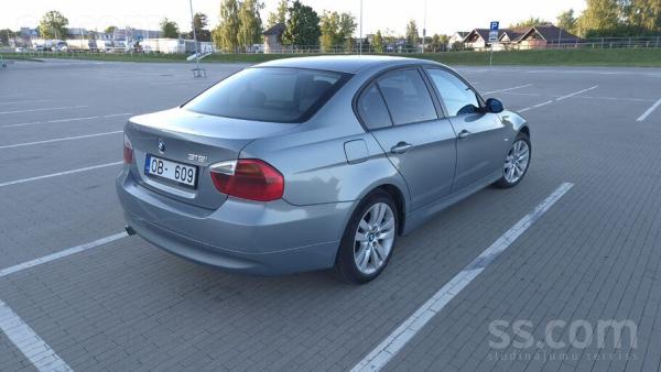 BMW 318 2008 in Rezekne, with an engine capacity of 2.00 L and mileage of 250 thousand km for 3000 €, photo 3 on AUTOMOTO.COM.LV