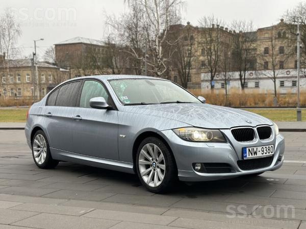 BMW 318 2009 in Riga, with an engine capacity of 2.00 L and mileage of 190 thousand km for 4150 €, photo 4 on AUTOMOTO.COM.LV