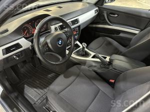 BMW 318 2009 in Riga, with an engine capacity of 2.00 L and mileage of 190 thousand km for 3200 €, photo 9 on AUTOMOTO.COM.LV