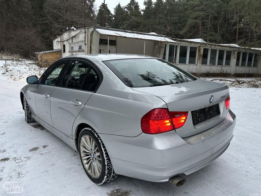 BMW 318 2009 in Vilnius, with an engine capacity of 2.00 L and mileage of 577 thousand km for 2700 €, photo 3 on AUTOMOTO.COM.LV