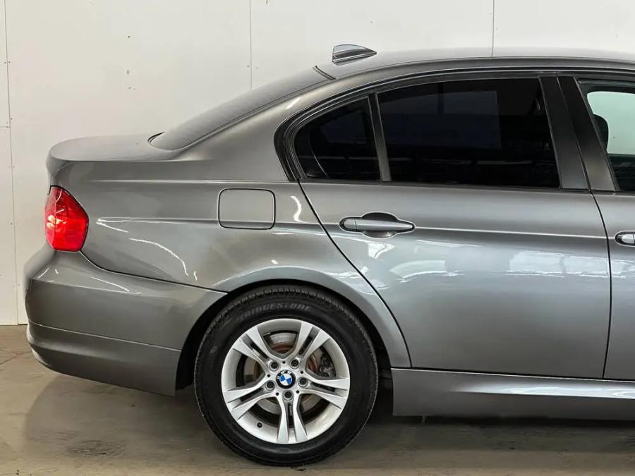 BMW 318 2009 Jūrmala, ar dzinēja tilpumu 2.00 L un nobraukumu 30 tūkst. km par 5950 €, foto 15 vietnē AUTOMOTO.COM.LV