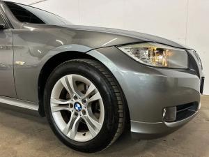 BMW 318 2009 Jūrmala, ar dzinēja tilpumu 2.00 L un nobraukumu 30 tūkst. km par 5950 €, foto 20 vietnē AUTOMOTO.COM.LV