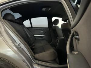 BMW 318 2009 Jūrmala, ar dzinēja tilpumu 2.00 L un nobraukumu 30 tūkst. km par 5950 €, foto 30 vietnē AUTOMOTO.COM.LV